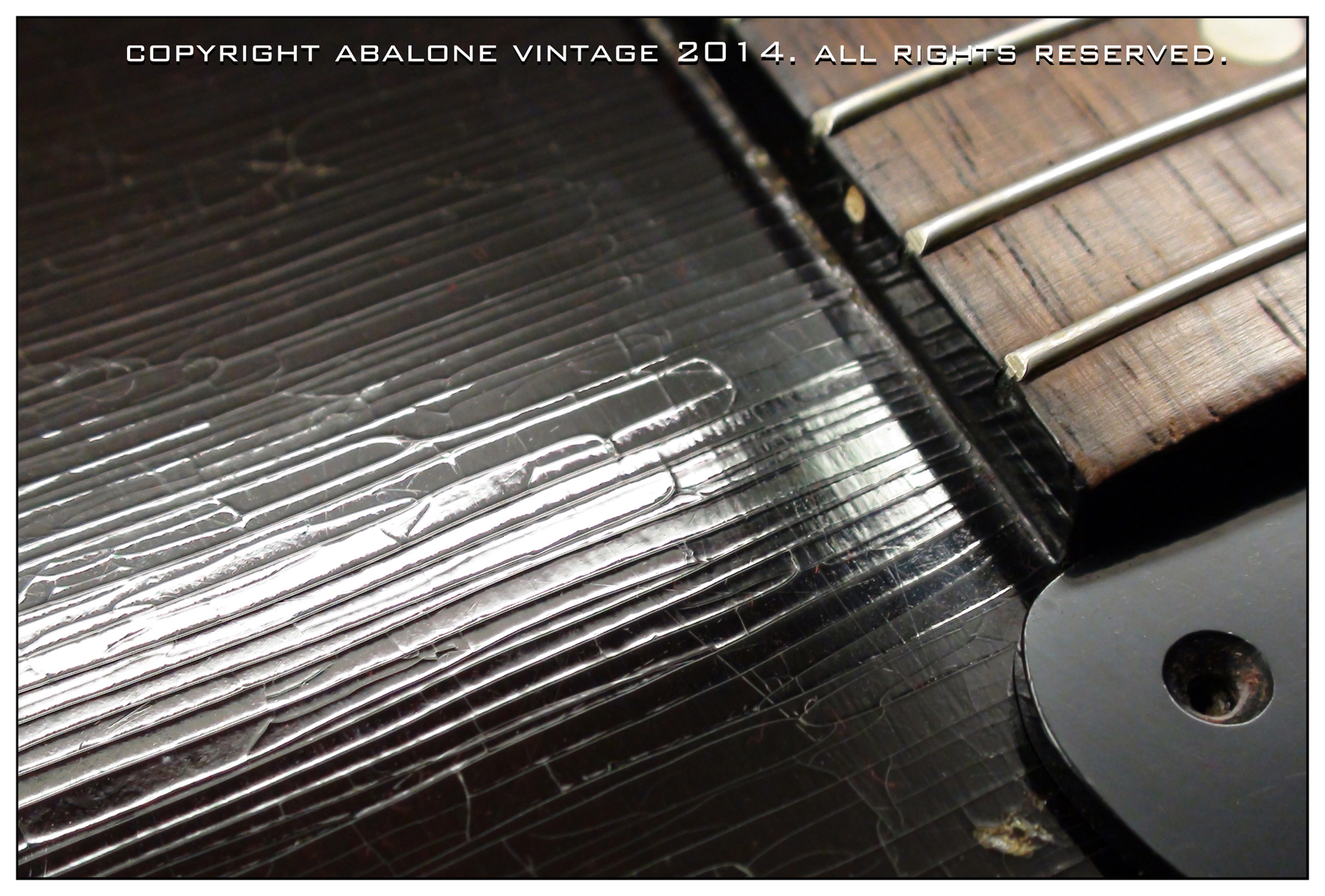 Vintage Gibson Guitar finish authentication tutorial
