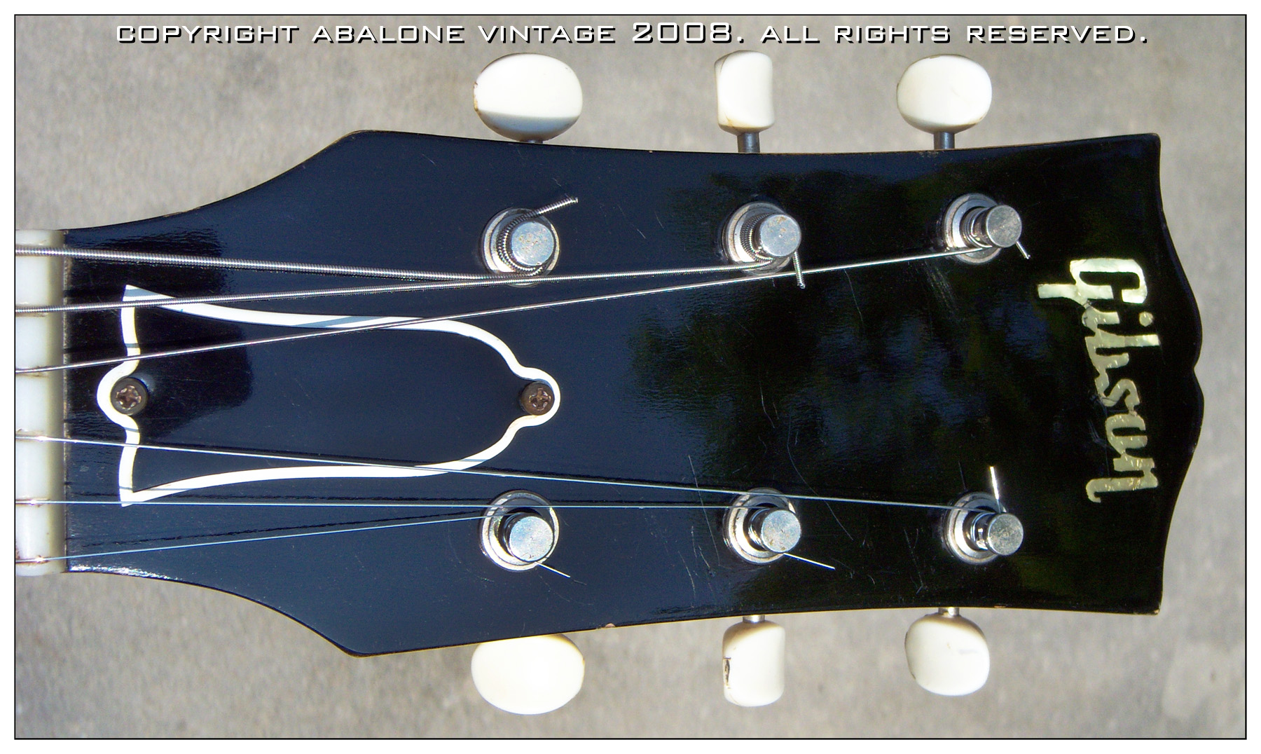 Vintage Gibson Guitar finish authentication tutorial